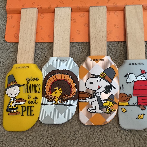 Peanuts | Kitchen | Peanuts Snoopy Mini Spatula Set | Poshmark